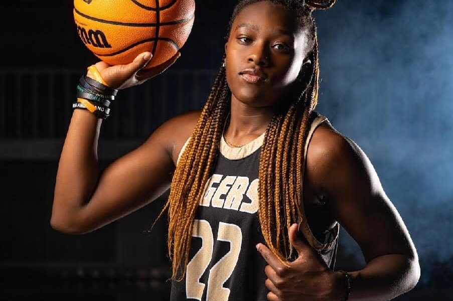 Broken Arrow’s Taneya Howard Named to OGBCA, OCA Large East All-State ...